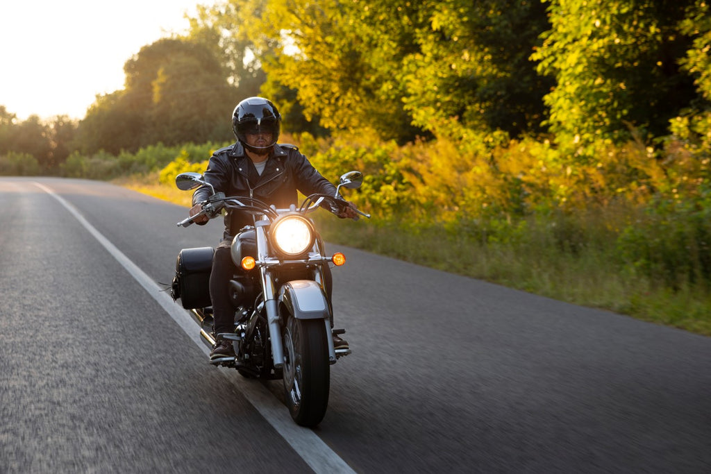 7 Most Important Things To Carry While Riding On A Motorcycle - Rugged ...