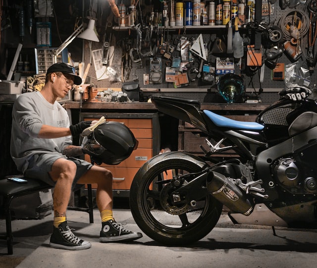 How to Choose Floor Tiles for Your Motorcycle Garage - Rugged Motorbike ...